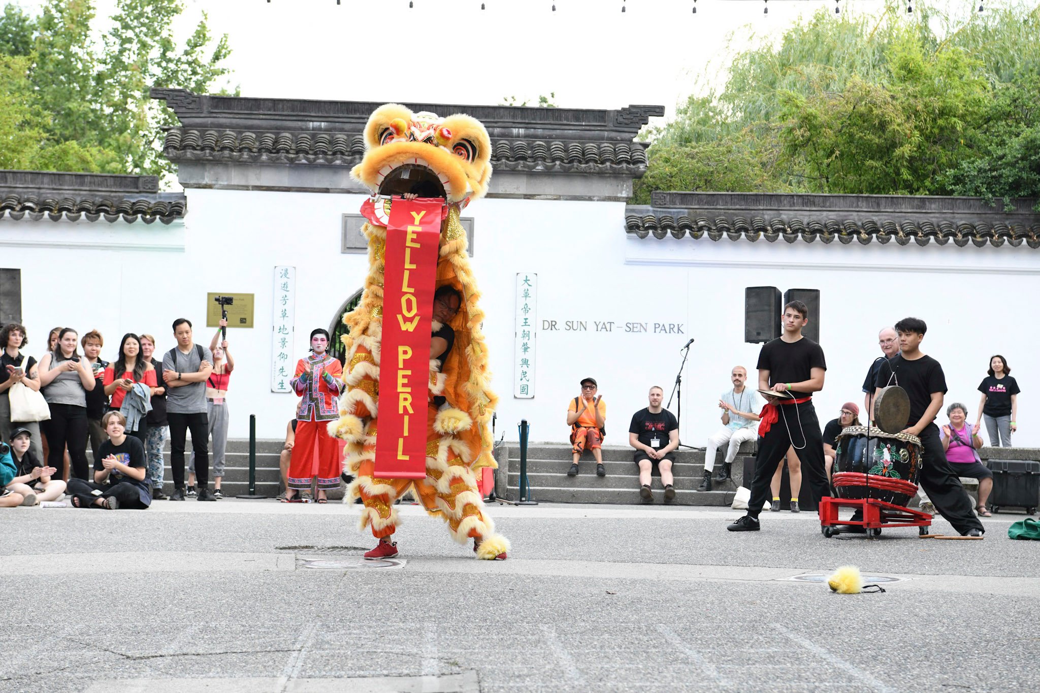 Lion dancing is for everyone – Love intersections